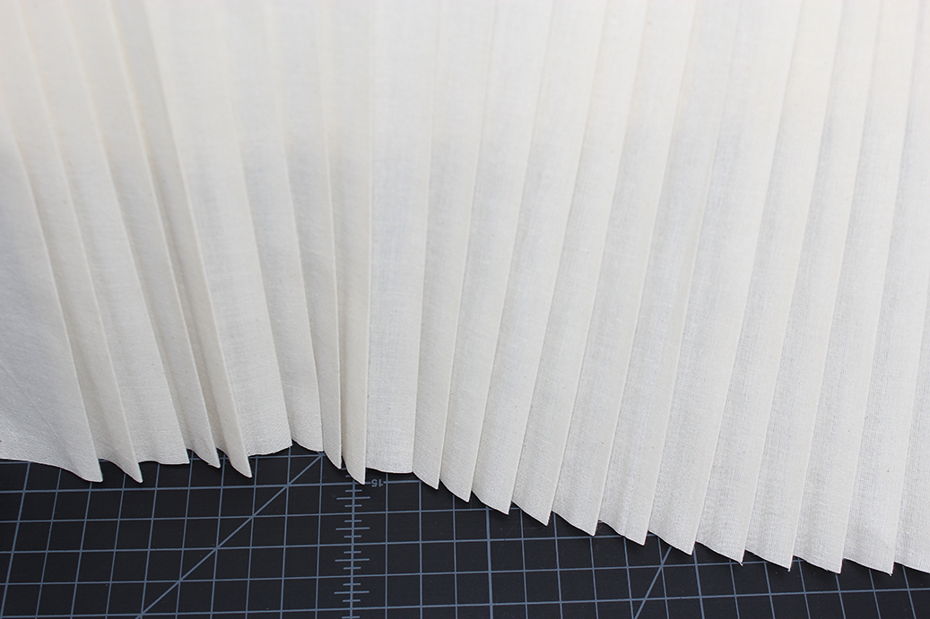 Mr. Pleater Board, Pleats Fabric, Fast And Easy, Size 1/2"(22"w X 22"l ...